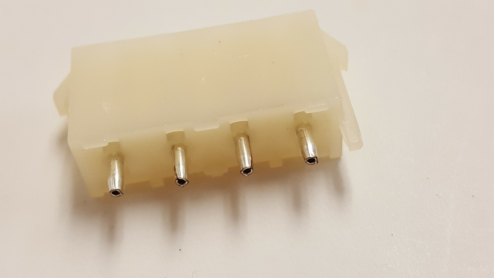 Lot of 64 AMP Part # 641967-1 CONNECTOR, HEADER 4POS VERT .250 TIN | eBay