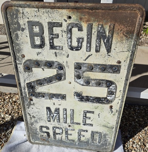 ORIGINAL OLD MARBLES REFLECTOR EMBOSSED 25 MPH SPEED LIMIT METAL SIGN ...