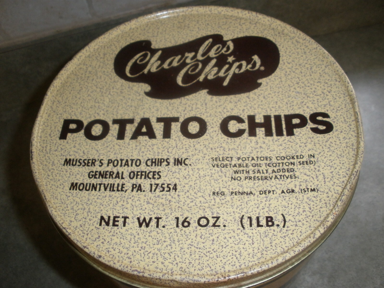 Vintage CHARLES CHIPS 16 oz. Potato Chip Can Musser’s Potato Mountville ...