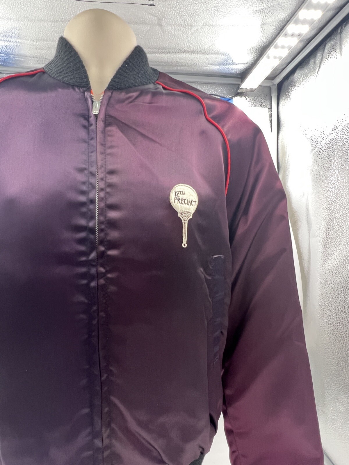 BARNEY MILLER SHOW 80'S CAST AND CREW SATIN JACKET S… - Gem
