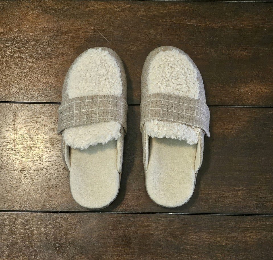 Vionic Womens 7 M Cream Plaid Gemma II Shearling Mule Slippers Slip On ...