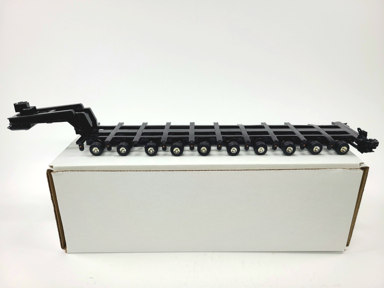 Cometto 10-Axle Platform Trailer - Black - ASAM Smith 1:48 Scale ...