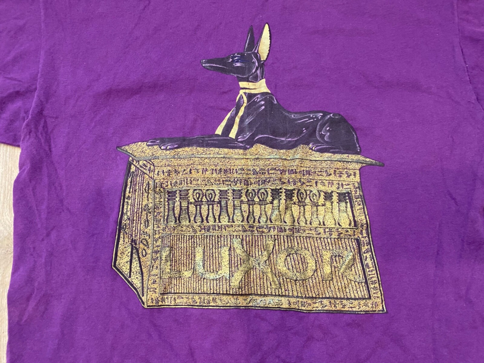 Vintage Pyramid Tag Egyptian Theme Luxor Short Sleeve… - Gem