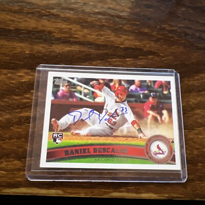 Daniel Descalso autographed baseball card (Cardinals) 2011 Topps #87 ...