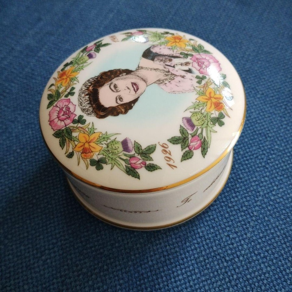 Coalport Queen Elizabeth 60th Birthday Trinket Pill Box | eBay