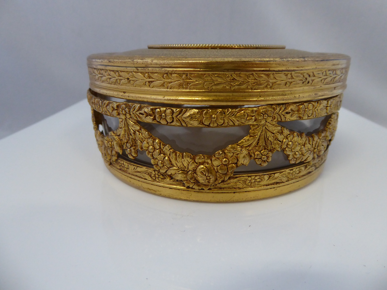 Antique Apollo Powder Vanity Jar Box w/Miniature Painting Garland | eBay