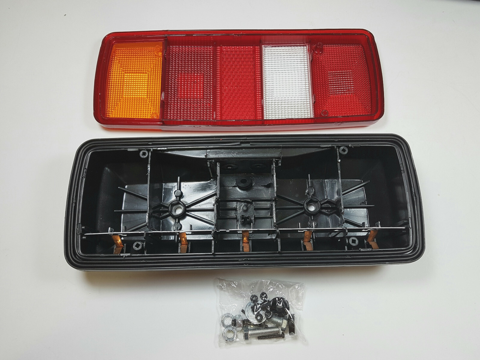 2x REAR TAIL LIGHTS LORRY TRUCK TRAILER fit MAN FORD LIEBHERR KRONE ...