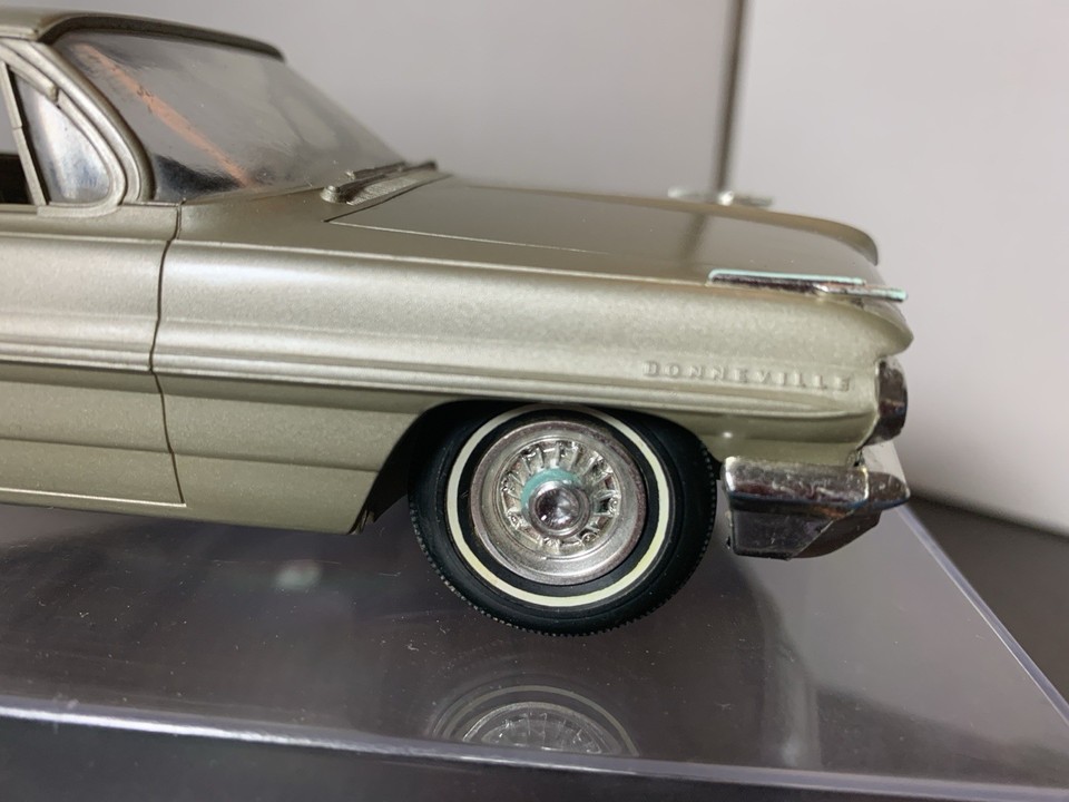 Vintage Friction Powered 1962 Pontiac Bonneville Promo Car Model | eBay