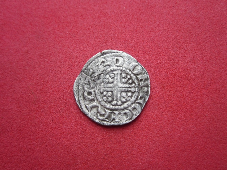 Short cross silver hammered penny detecting find. Unsure mint & moneyer ...