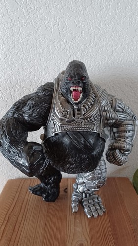 McFarlane Raw10 Cy-Gor Cybernetic King Kong Gorilla Cyborg 12" Spawn ...