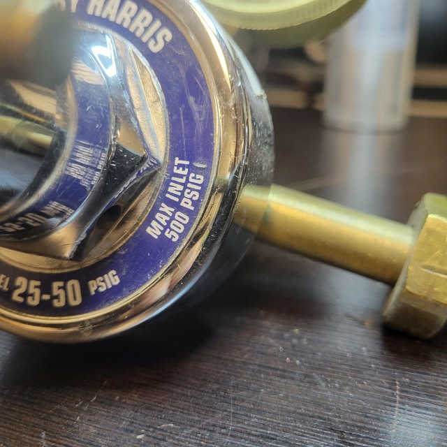 RADNOR BY HARRIS MODEL 25-50 MAX INLET 500 PSIG CGA-E4 PROPANE ...