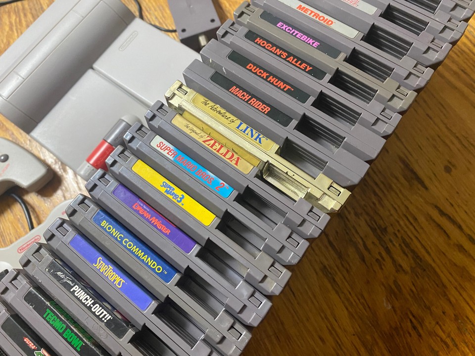 complete top loader nintendo nes system, dogbone controller mario 2 3 ...