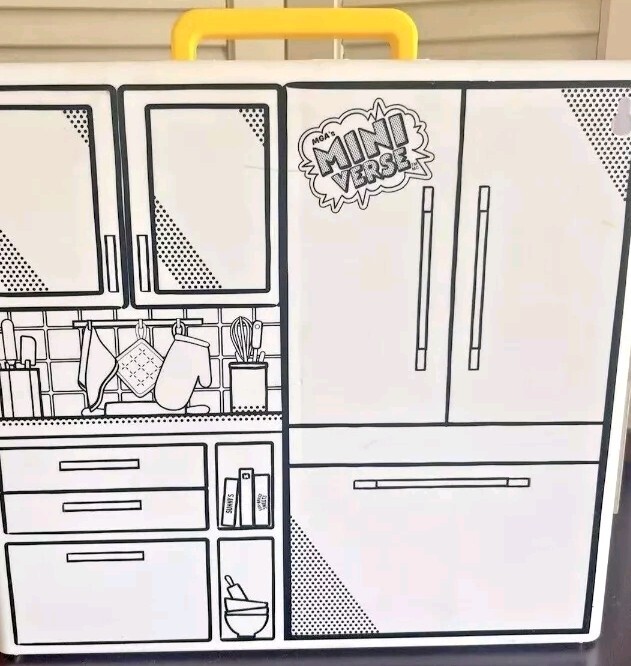 MGA Miniverse Carrying Display Case For Make It Mini Food Storage For ...