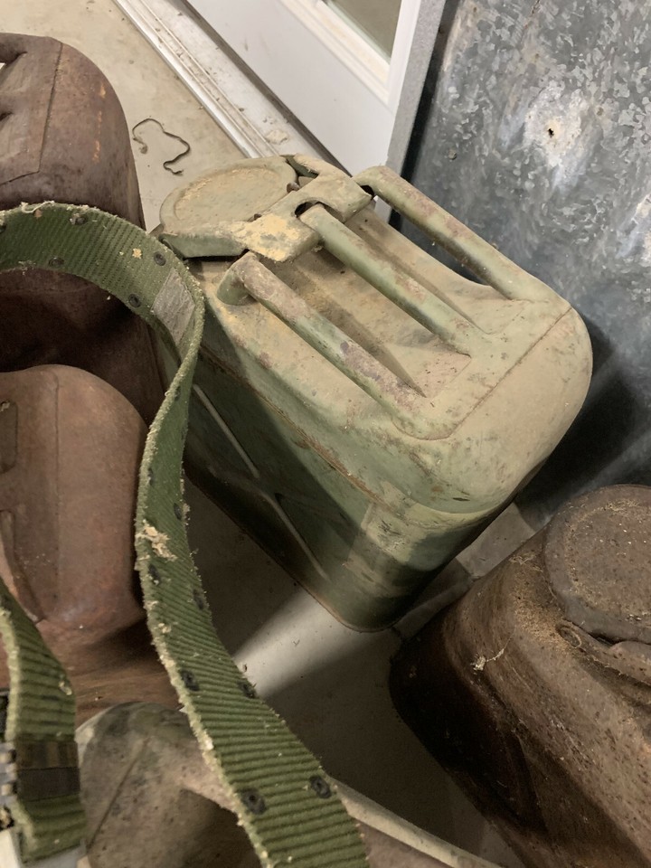 Army Gas Cans Lot Jerry can vintage | eBay