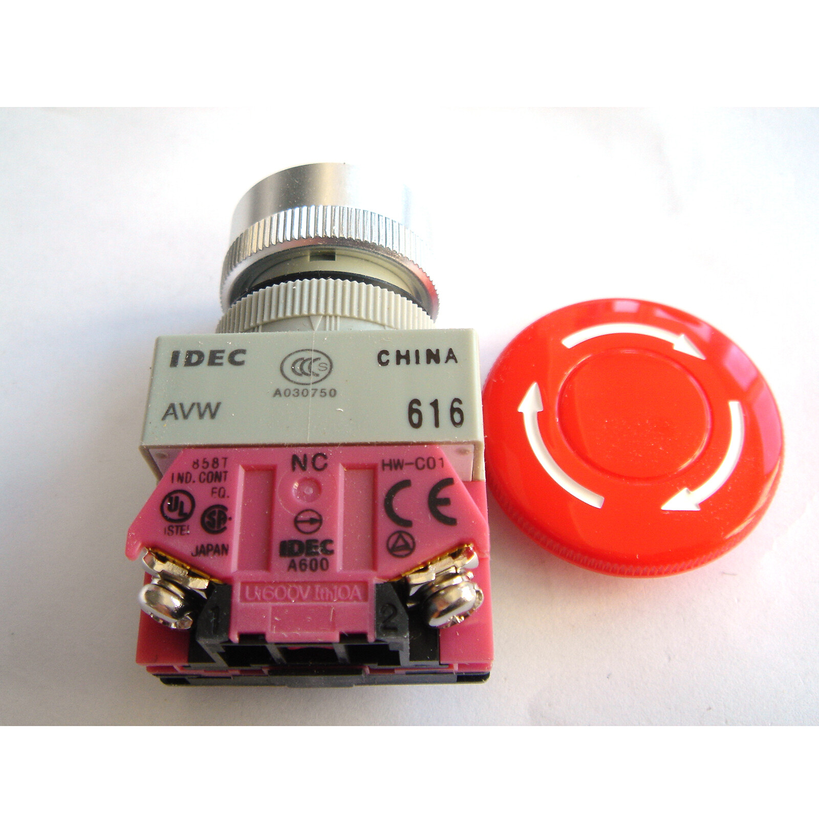 SPST-NC IDEC AVW401-R SWITCH 600VAC EMERGENCY STOP tillescenter ...