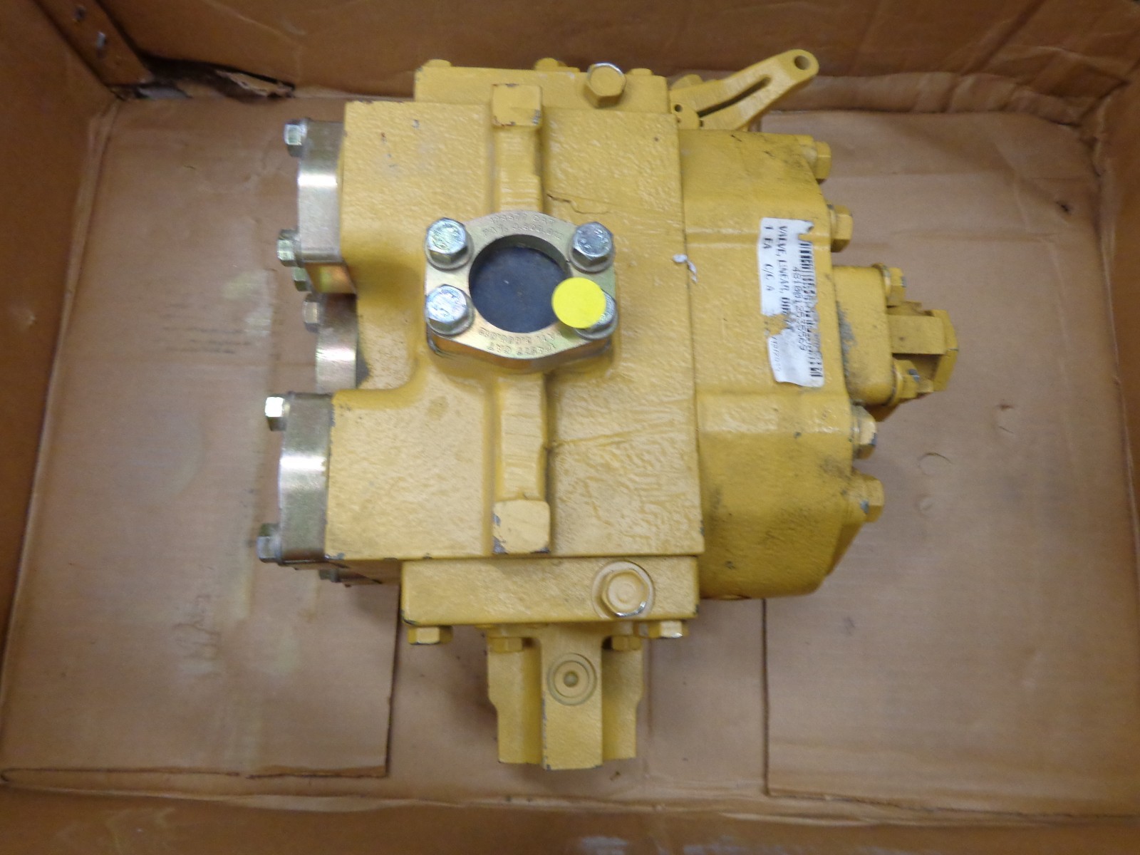 OEM Caterpillar 1U-1819 Control Valve Alt. Caterpillar 9J-7144 Cat D7G ...