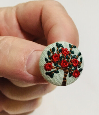 Vintage Style Standard Red Rose Bush Embroidered Lapel Pin Blouse Scarf ...