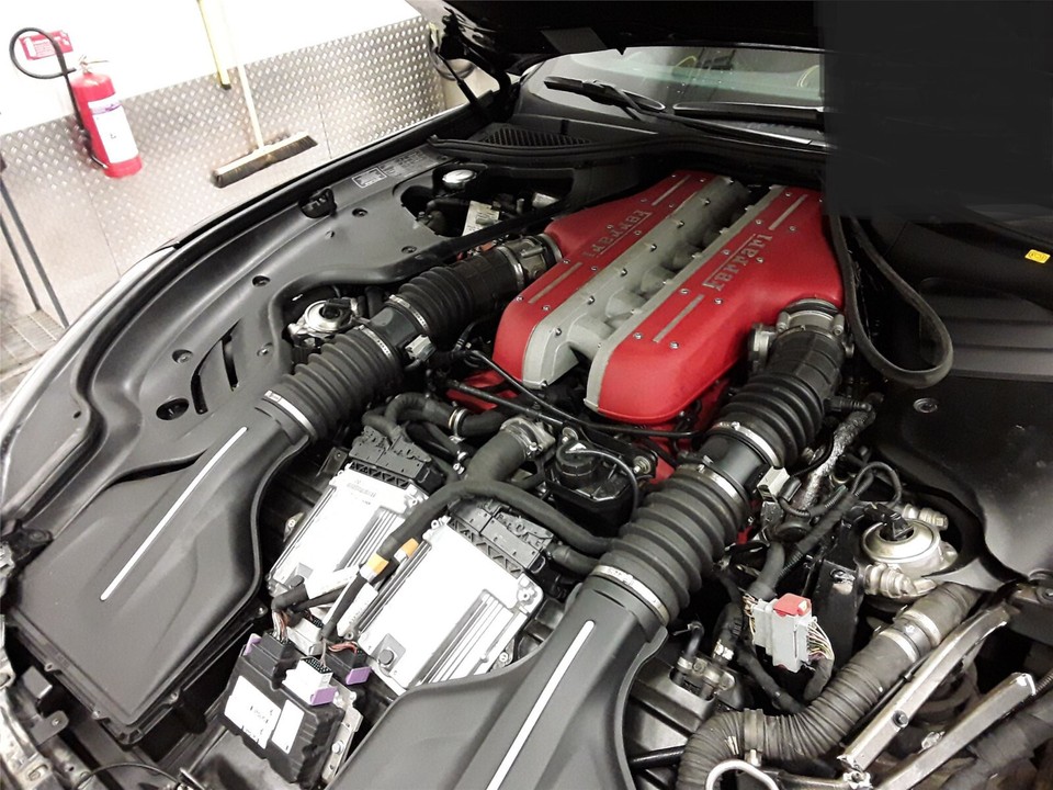 Ferrari FF F151 V12 Engine 6.3L F140 659HP 485KW Gasoline Ferrari ...