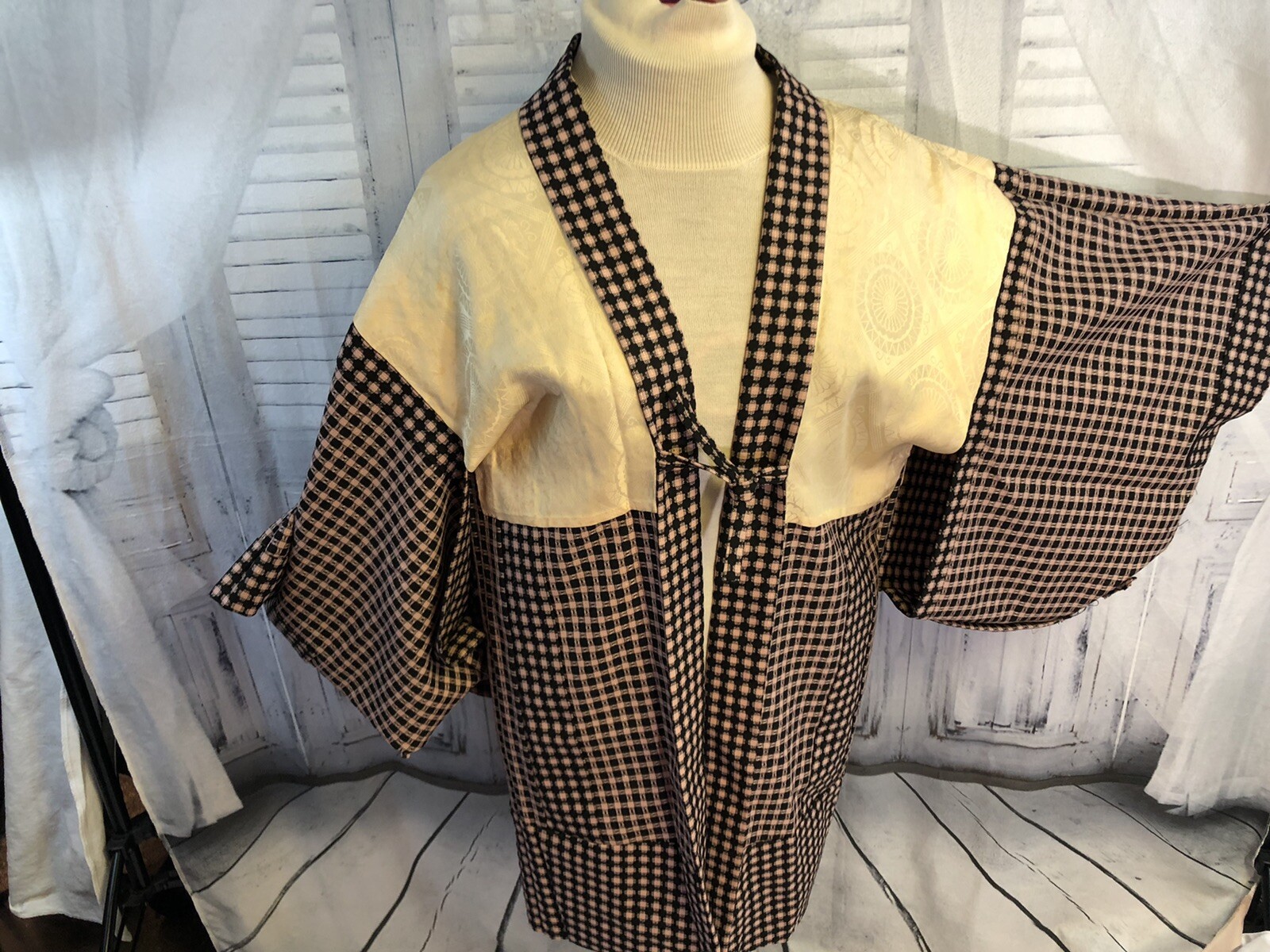 Vintage Pink & Black Silver Threaded Silk Lined Kimono Robe Jacket Rare ...