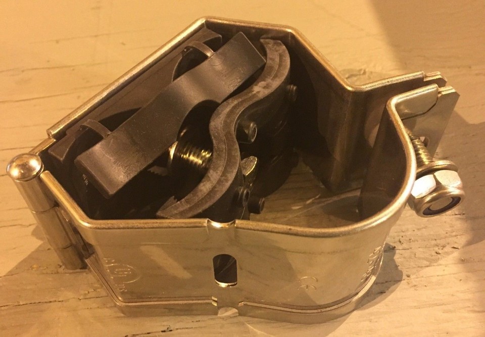 NEW B-Line Series Cable Cleat 9SS6-CCT-4248 for Cable Tray Systems ...