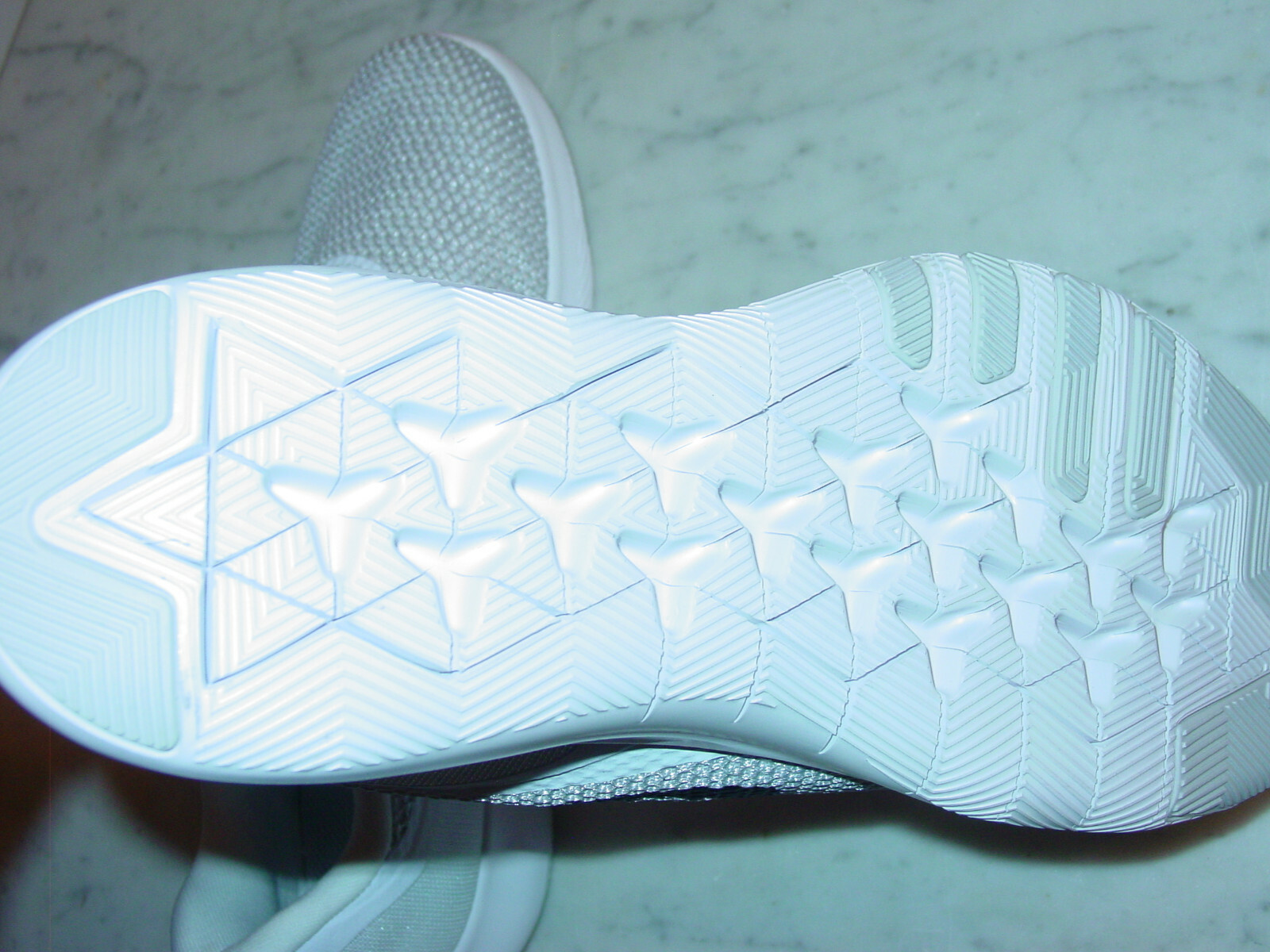 2017 Womens Nike Flex 7 White/Metallic Silver/Black Running Shoes Size ...