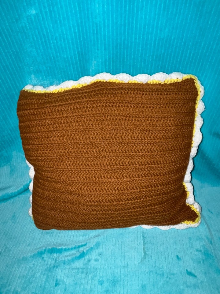 Vintage Crochet Throw Pillow Flowers Daisy Knit Brown Yellow White 3D ...