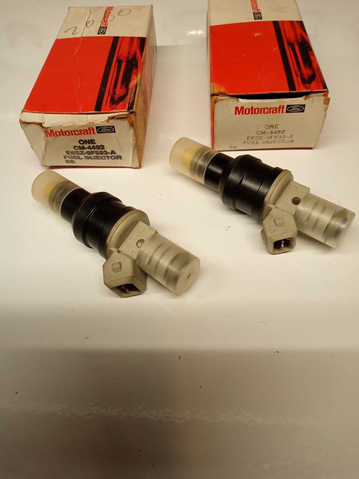 E6SZ-9F593-A Ford Fuel Injector Id# E67E-B1B only 1 left ! | eBay