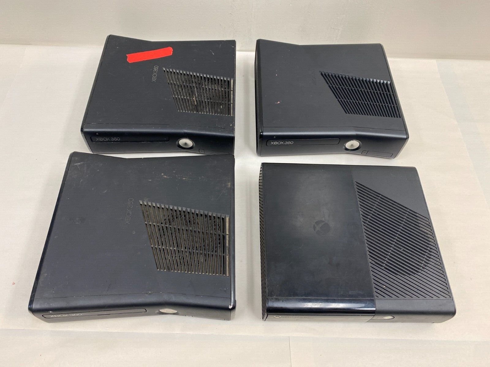 LOT of 4 BROKEN Xbox 360 S Slim Consoles For PARTS OR REPAIR Only | eBay