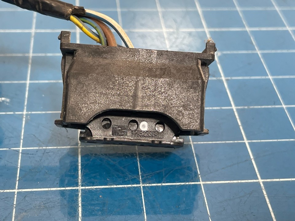 2008 Mini Cooper R56 HEADLIGHT LAMP CONNECTOR PLUG OEM 6925638 | eBay