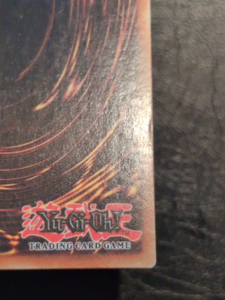 Yu-Gi-Oh! ULTRA RARE HOLO CARD DARK MAGICIAN SDY-006 LP | eBay