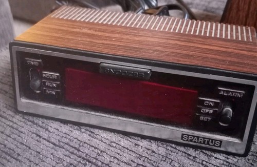 Vintage Spartus Electronic Digital Alarm Clock 526N Model Tested Works ...