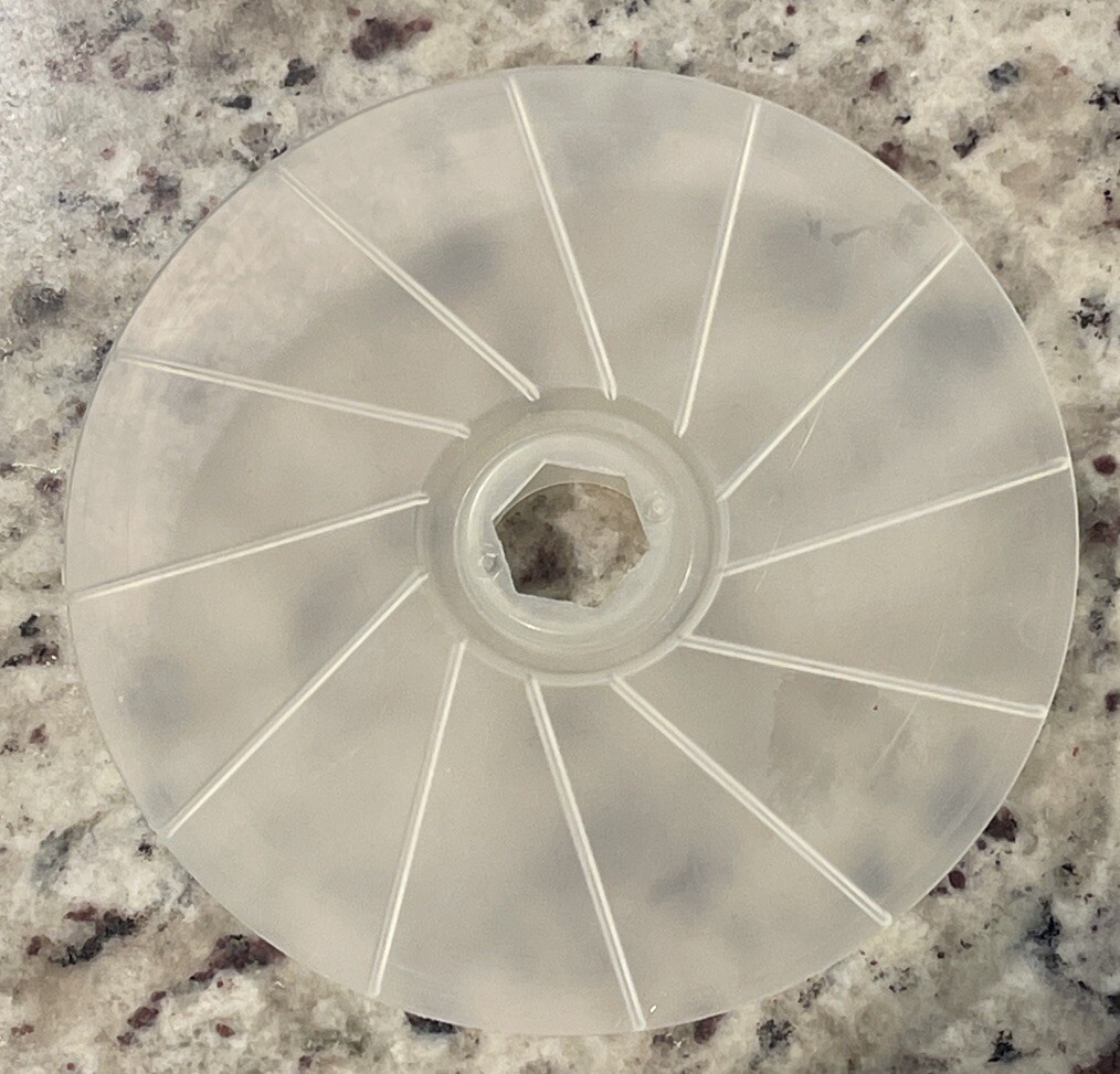 Oster Regency Kitchen Center Disc Plastic Salad Slinger Shooter ...