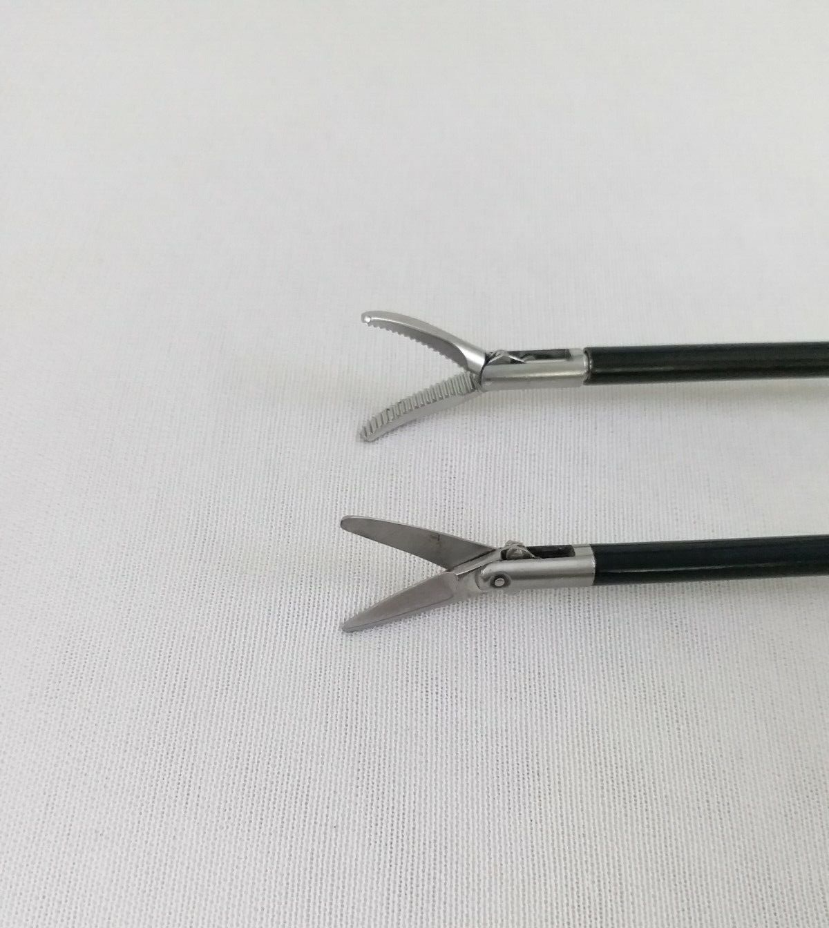 Laparoscopic Monopolar Insert Curved Scissor & Maryland Dissector ...