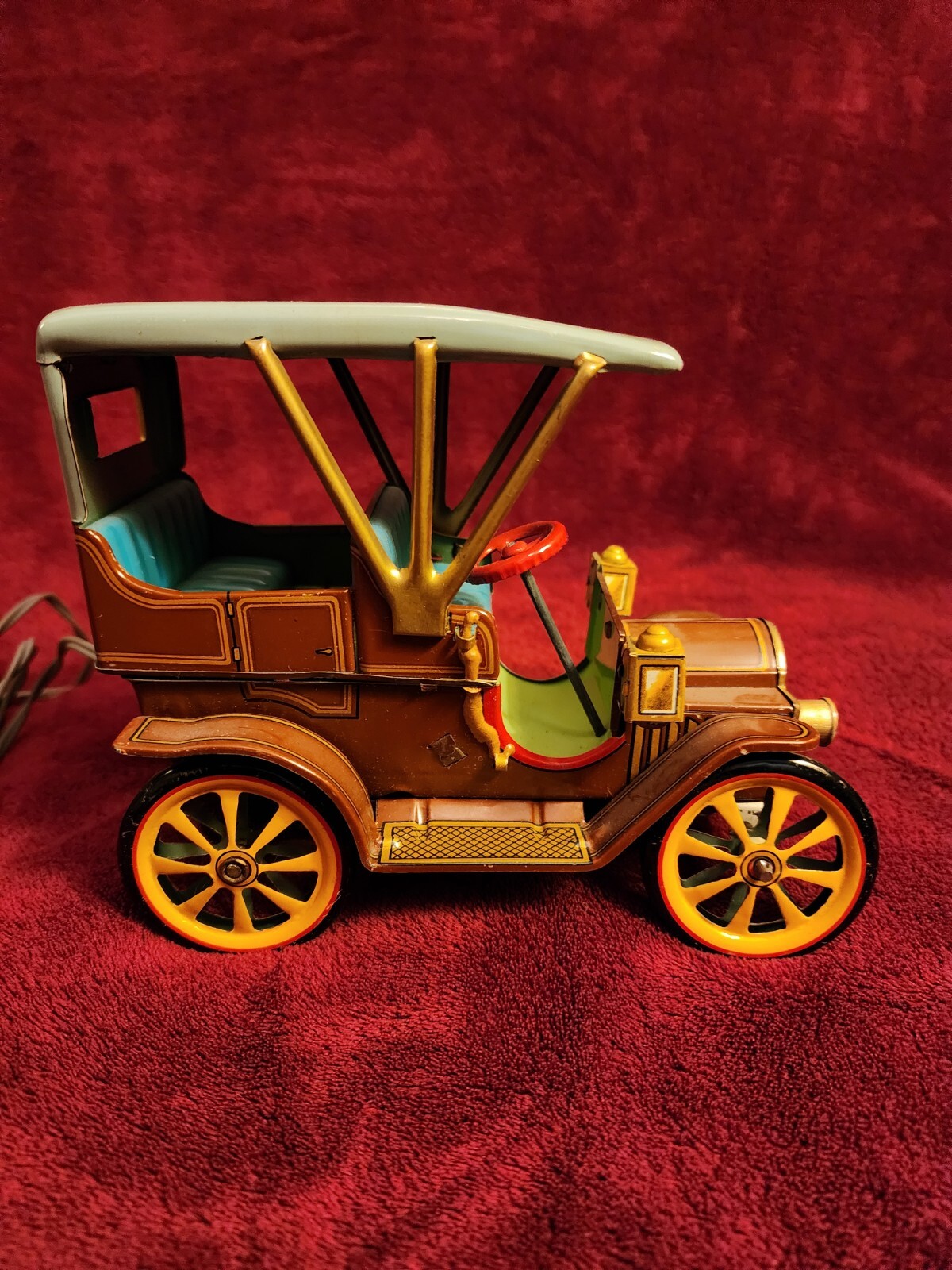 Vintage Modern Toys "Oldtimers No. 801" Electric Remote Control Tin ...