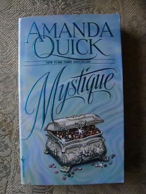 Amanda Quick - Mystique - paperback | eBay