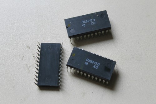 16 Stück DS8212 P8212 74HCT374 Schaltkreis IC 8 bit Bustreiber mit ...