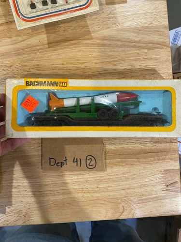 HO Bachmann 1225 52” Center Depressed Flat Car w/ Missile Load New | eBay