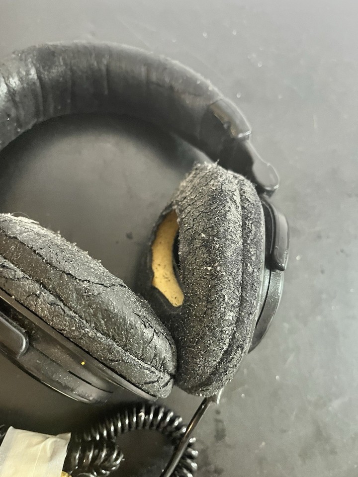 Sony MDR-V600 Studio Monitor Headphones OEM FLAKING PADS Free Shipping ...