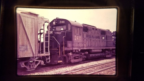 XST13 35MM Train Slide ENGINE LOCOMOTIVE RR **BLURRY** CR 2411 FFFFF | eBay