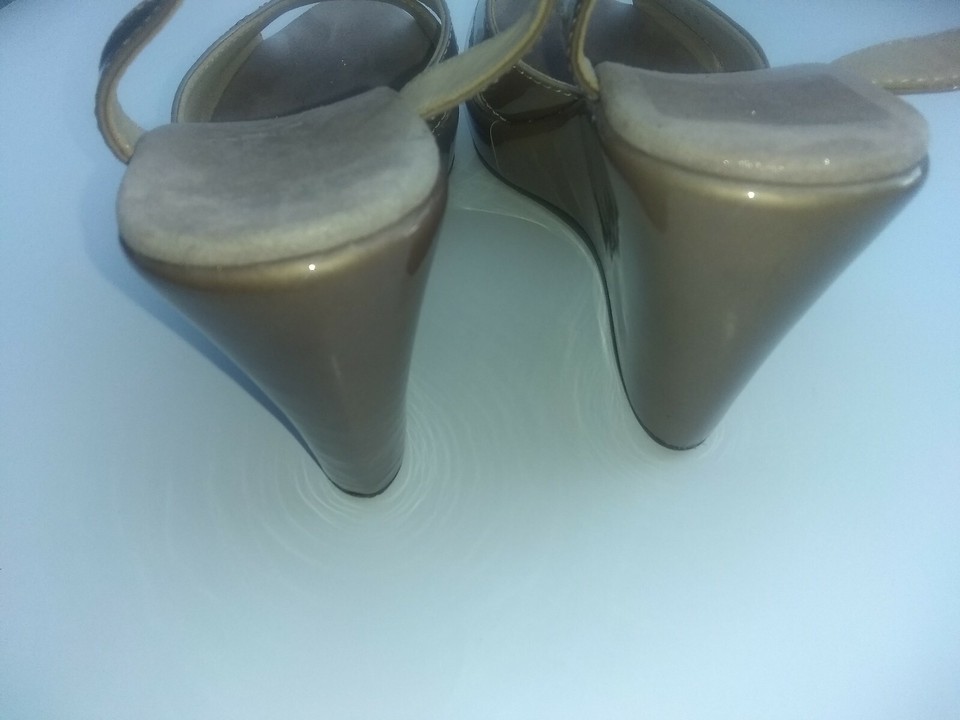 AGL Women's Taupe Patent Leather Platform Wedge Sandal Sz 38 | eBay