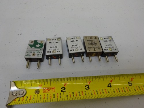 LOT ANTIQUE BLILEY MC9 QUARTZ CRYSTALS WWII FREQUENCY CONTROL AS IS BIN ...