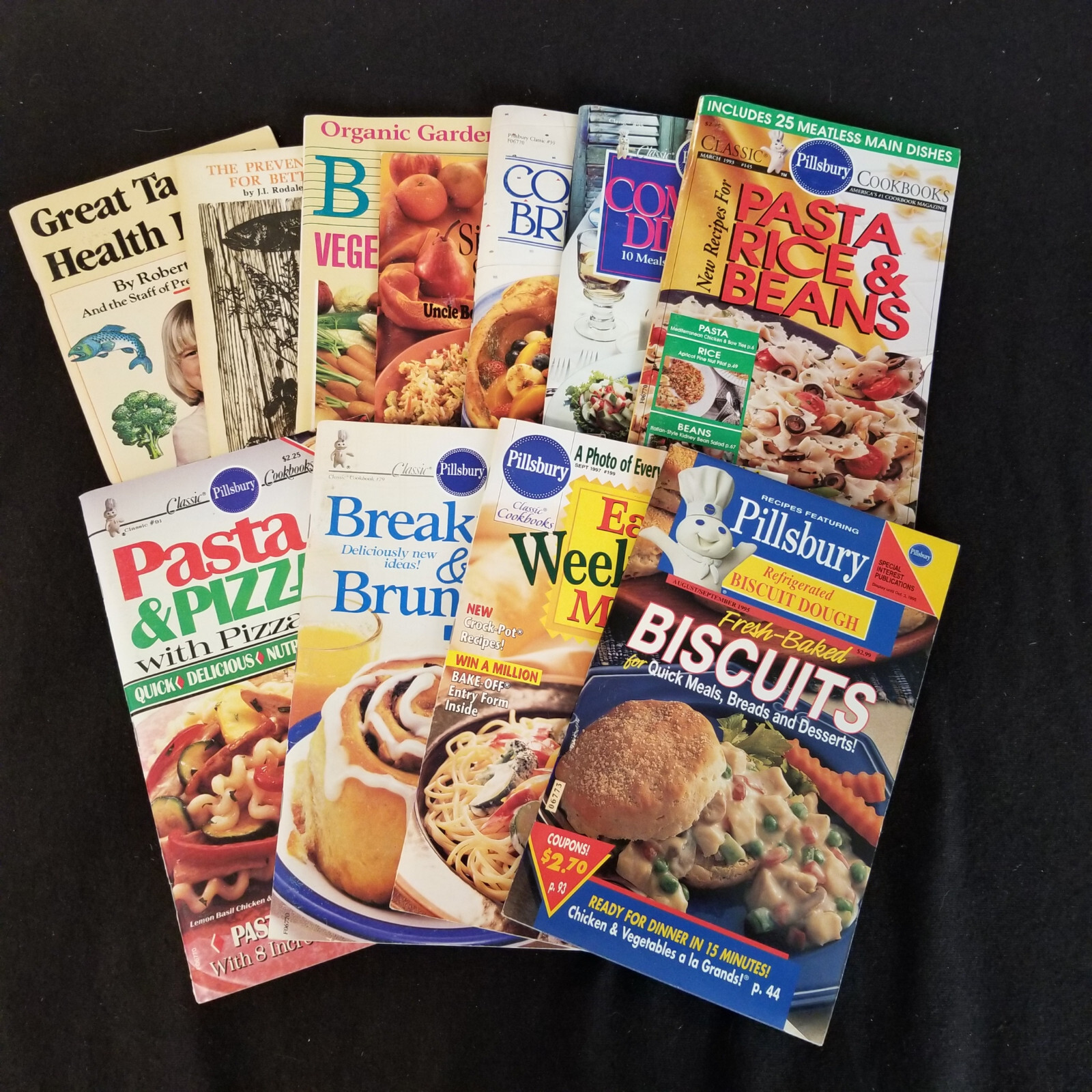 Assorted Lot / Set of 11 - 1970's, 80's 90's Cookbooks & Tips ...