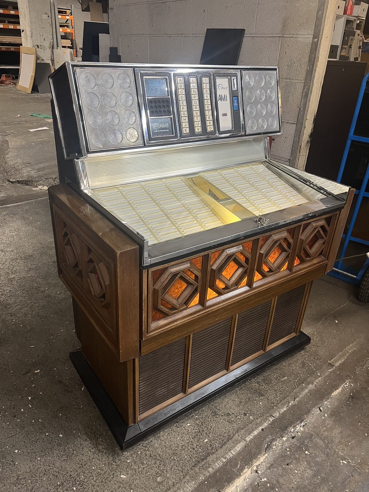 ROWE AMI R74 200 SELECTION VINYL JUKEBOX STEREO FULLY SERVICED IN HULL ...