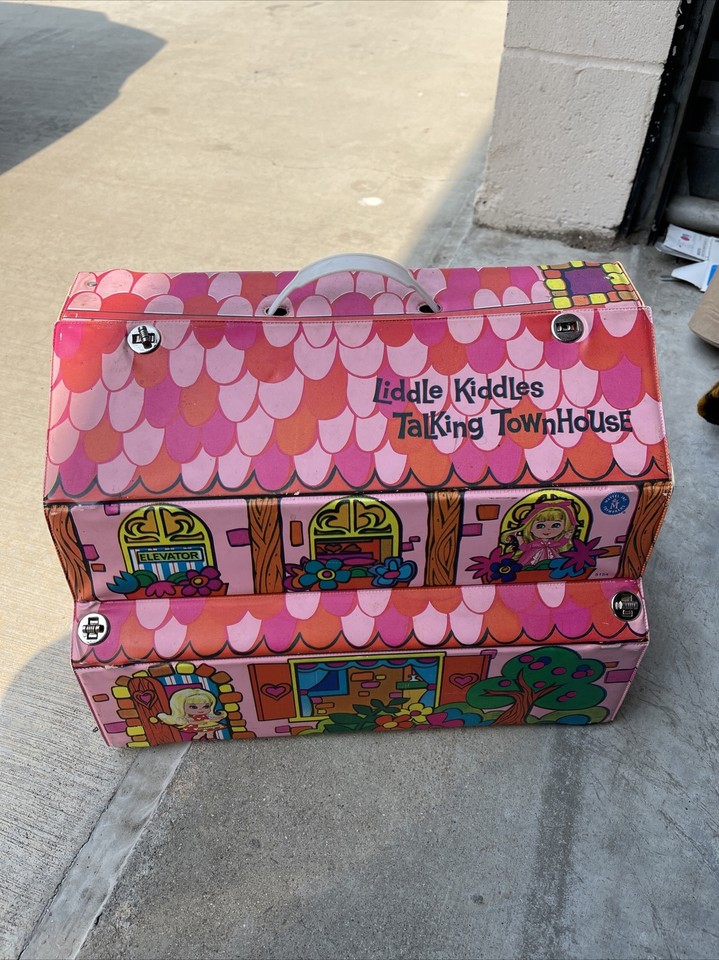 1968 Mattel Liddle Kiddles Talking Townhouse Doll Case W Dolls N ...