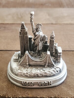 NEW York Skyline Paperweight on Base w/ Rubber Feet | eBay