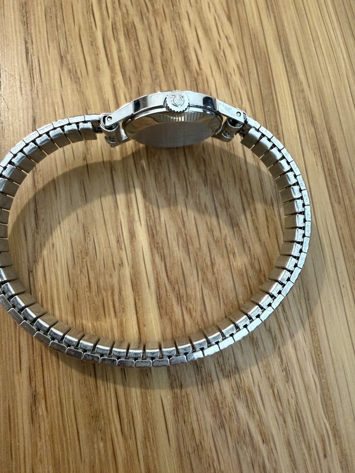Vintage OMEGA 511.0451 Hand Winding Cal.625 Women Silver Dial 19mm ...
