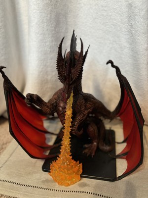 Dungeons & Dragons Icons Colossal Red Dragon Figure Limited edition ...