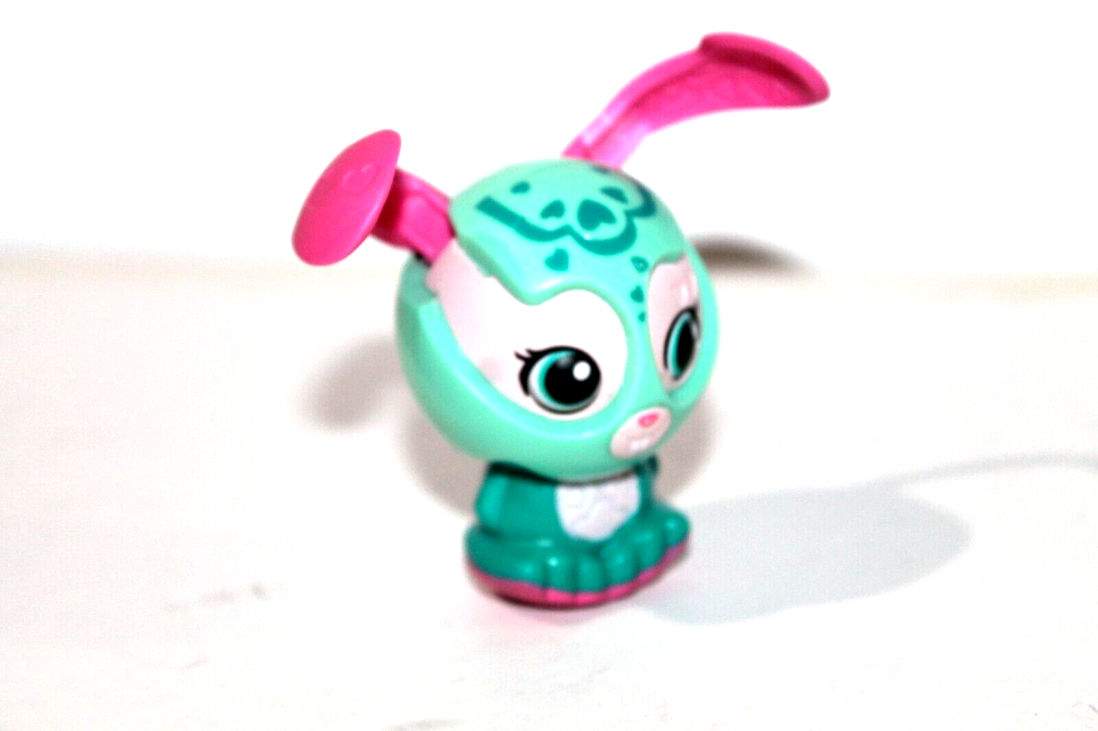 2011 Spin Master Mcdonalds Zoobles Peek-A-Boo Rabbit DIP | eBay
