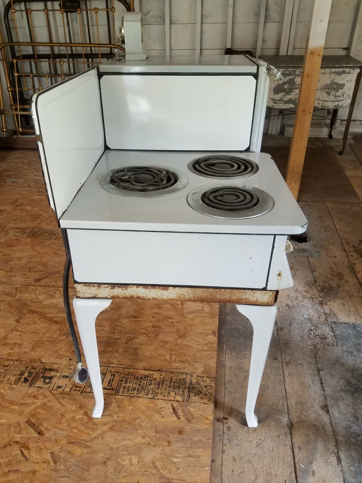 Antique Westinghouse Automatic Electric Oven- with clock patented April ...