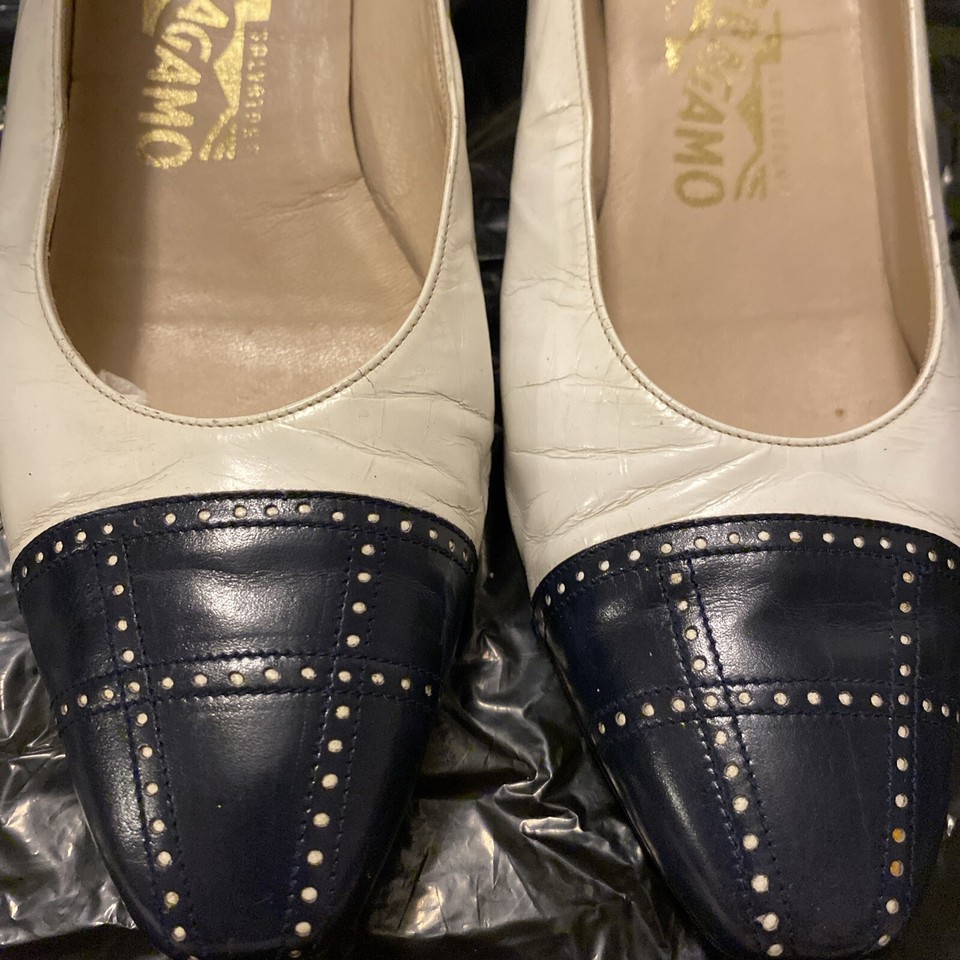 Salvatore Ferragamo Women Size 91/2B White Navy Leather Cap Toe Heel ...